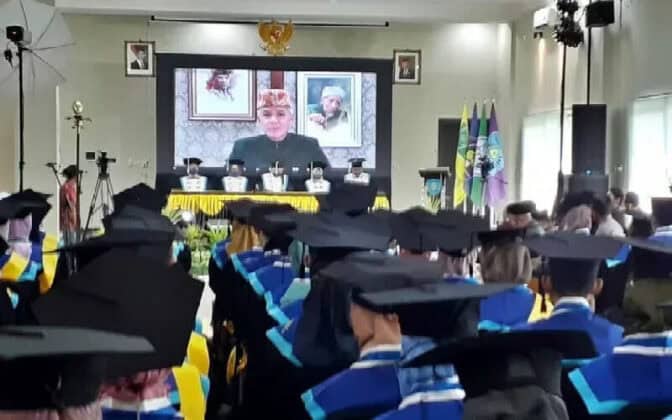 90 Mahasiswa Akper Pemkab Purworejo Diwisuda, Lulusan Terbaik Dengan ...